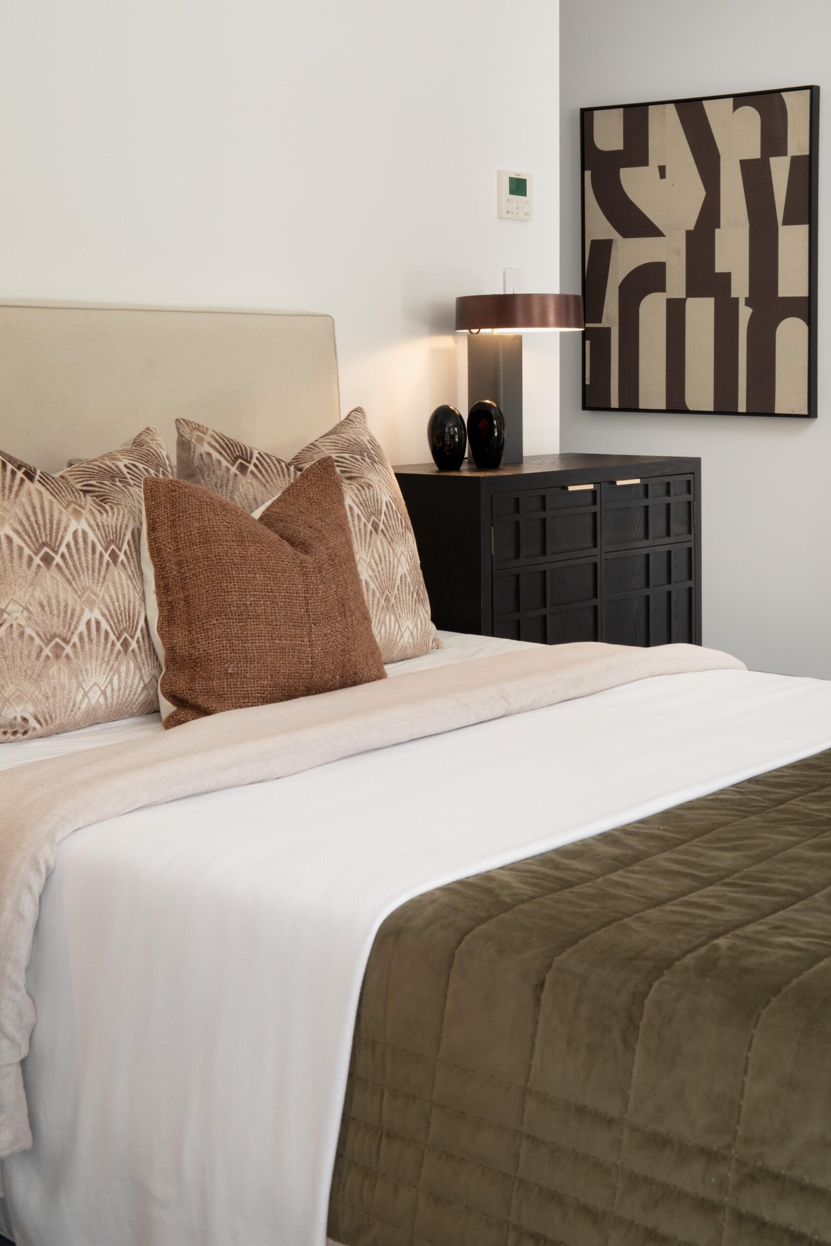 How to style a bed to level up a bedroom - Brisbane Makeover Co.